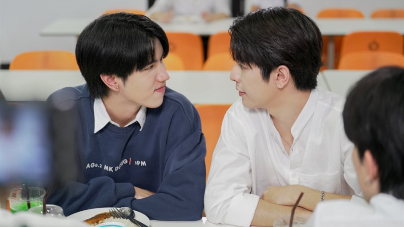 Head 2 Head (Ai nói tụi nó không ưa nhau) tập 1: Màn đua xe tử thần và ...